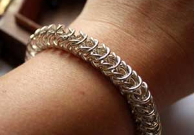 teach you how to make a box weave chain maille brac